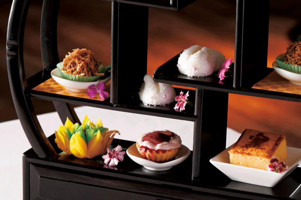 平日限定【横浜ロイヤルパークホテル】地上268mにて味わう「天空のチャイニーズアフタヌーンティー “夕映えの幻想と香味甜品”」 - 話題の情報が満載！横浜みなとみらい21公式ウェブサイト